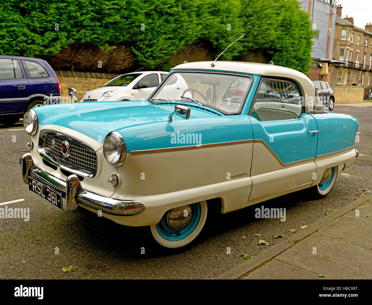 Vintage nash metropolitan hi-res stock photography and images - Alamy