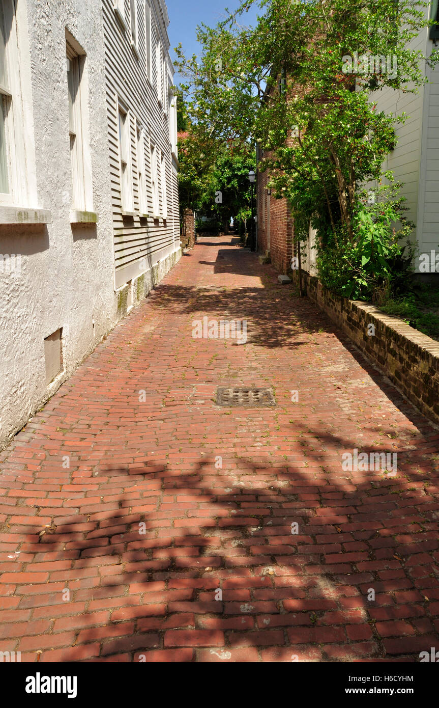 Paved alley paved street hi-res stock photography and images - Alamy
