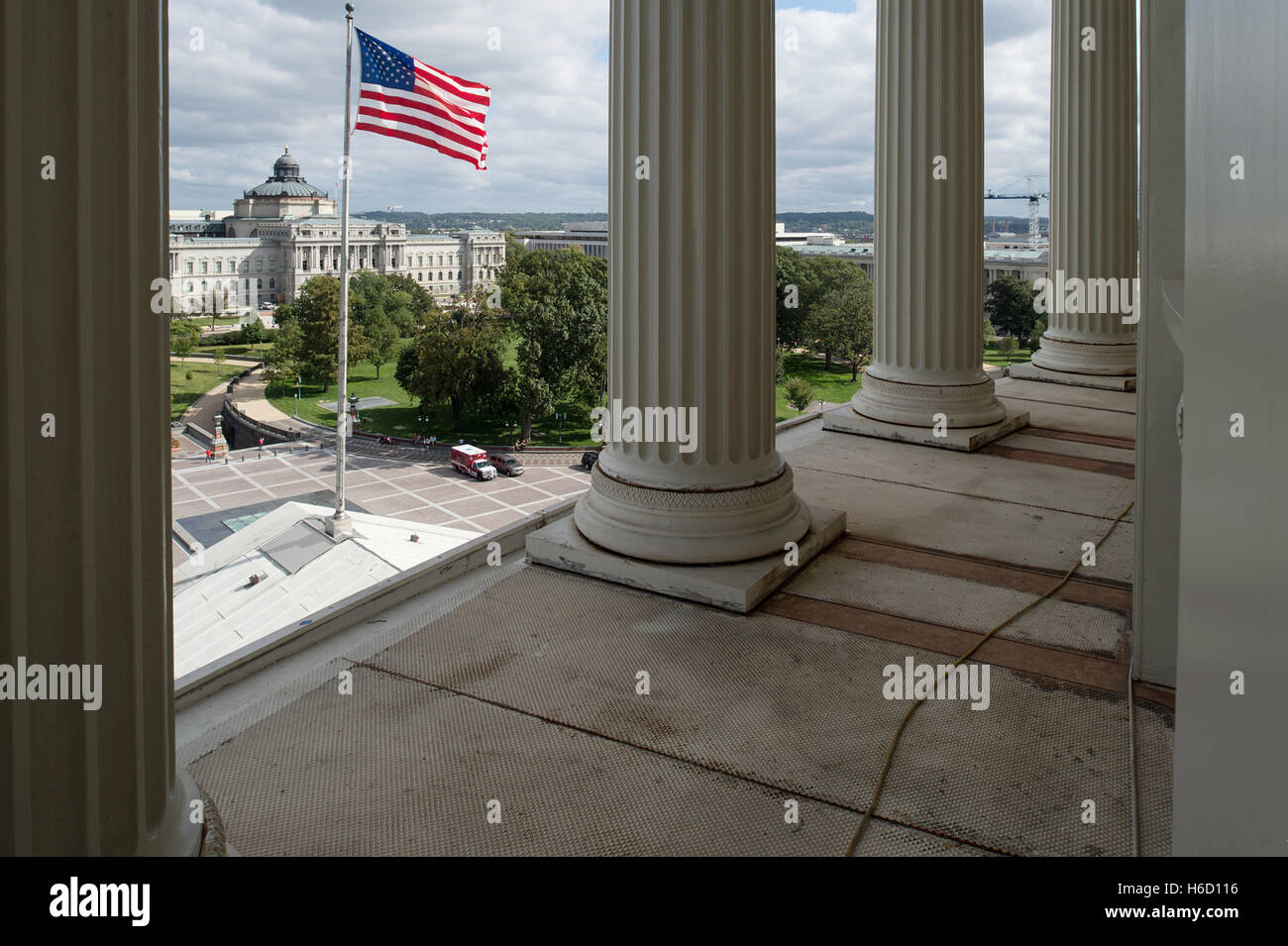 View from the east side of the U.S Capitol Building looking toward the ...