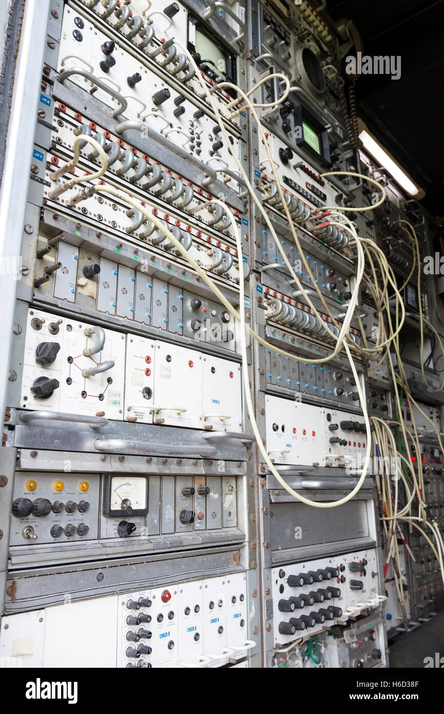 Old tv studio camera hi-res stock photography and images - Alamy