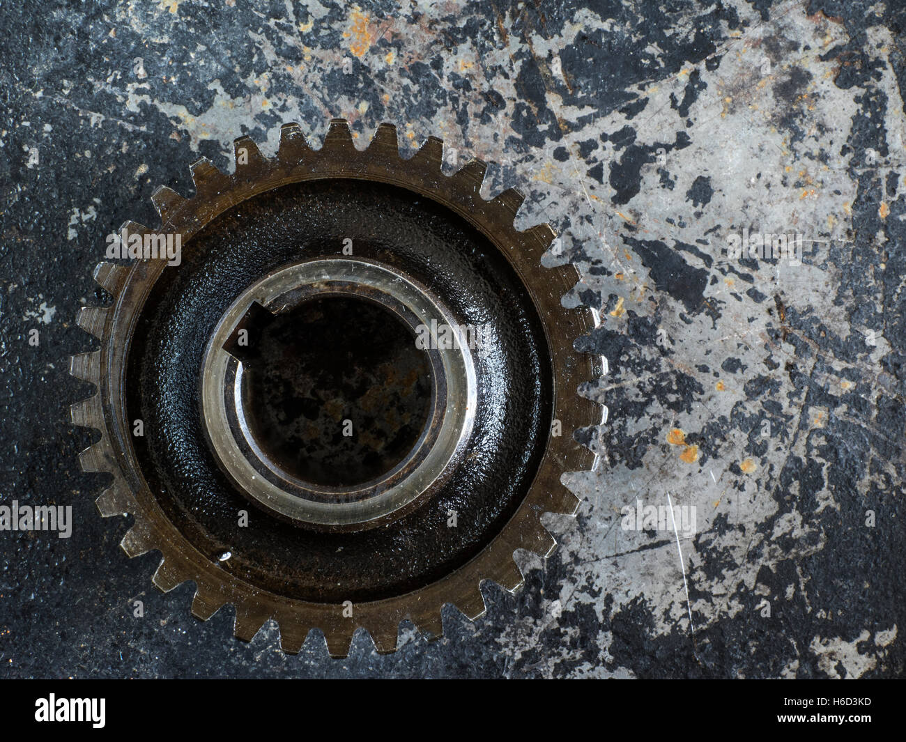 Cog wheels on pink hi-res stock photography and images - Alamy