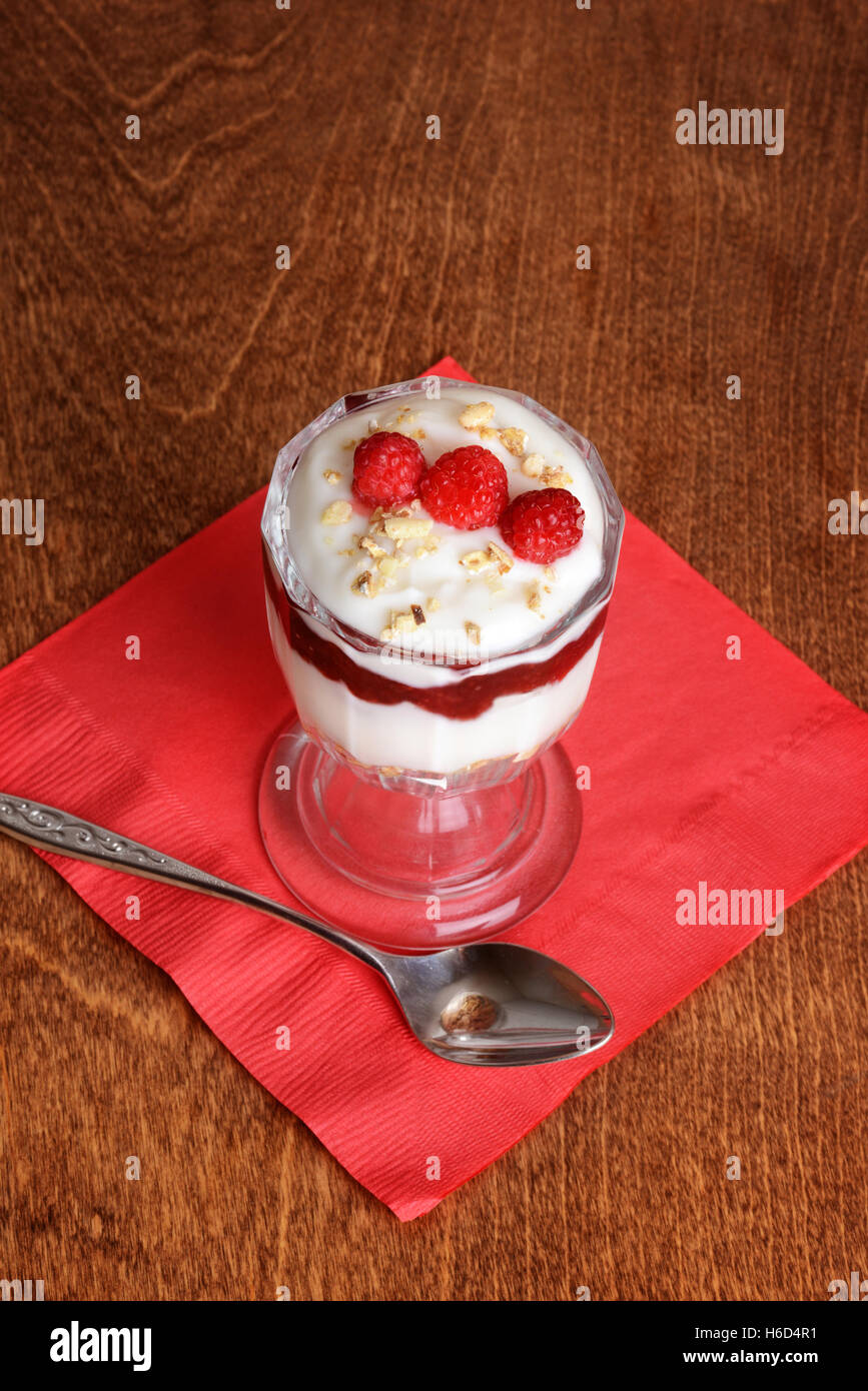top view raspberry vanilla parfait Stock Photo - Alamy