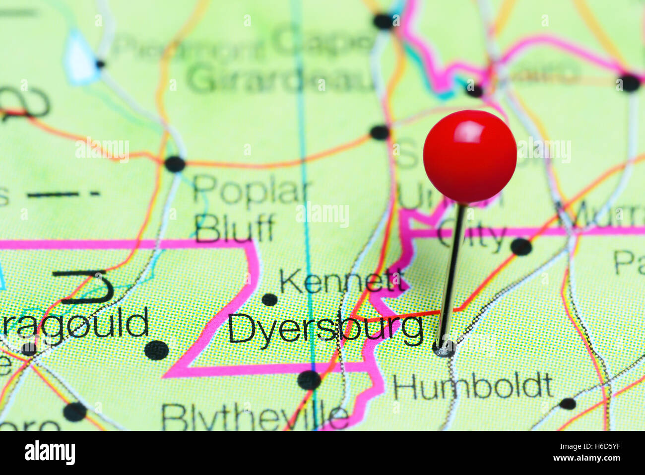 Dyersburg pinned on a map of Tennessee, USA Stock Photo - Alamy
