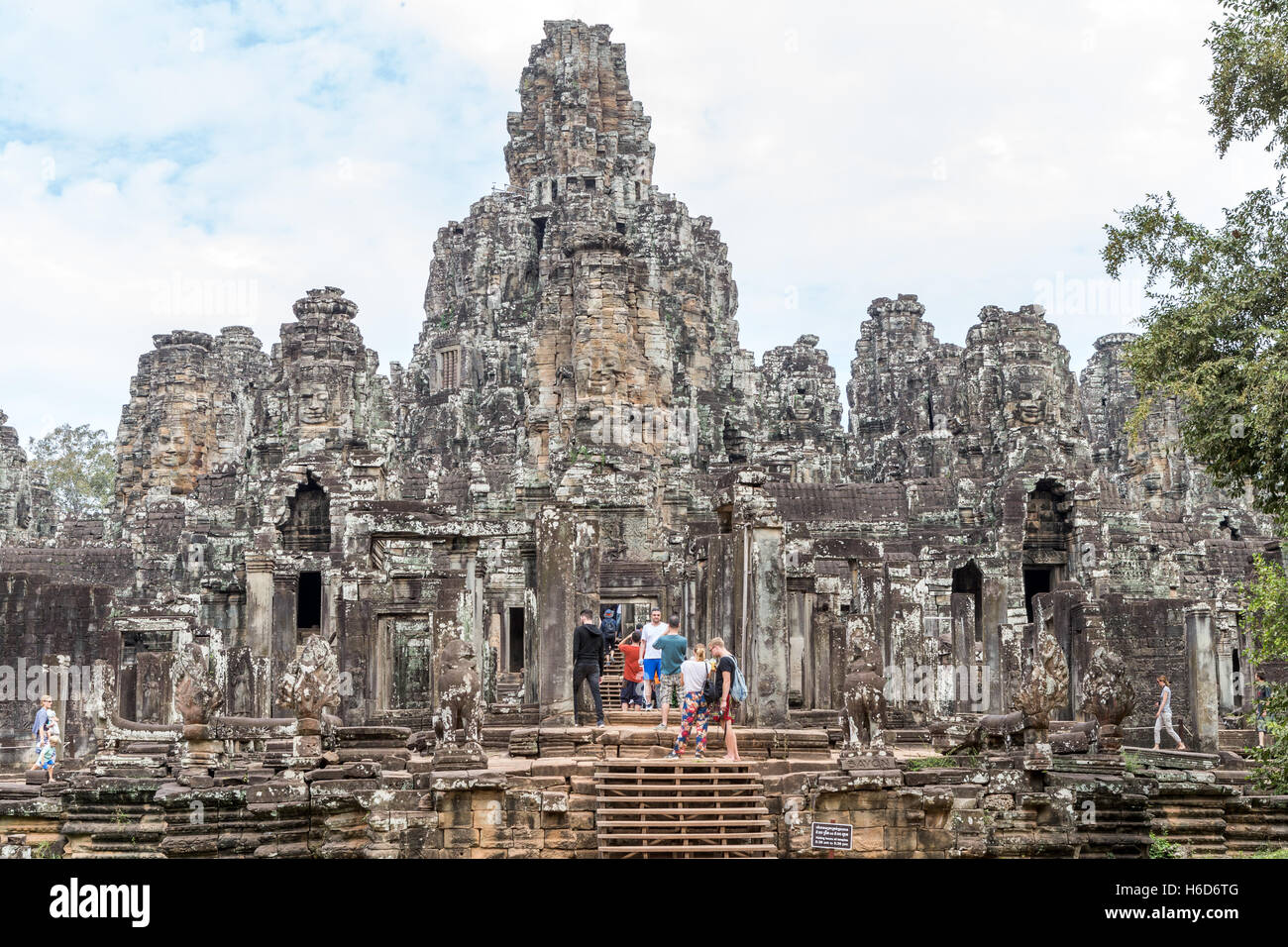 Bayon "face" tower, temple, Khmer architecture, smiling faces of ...