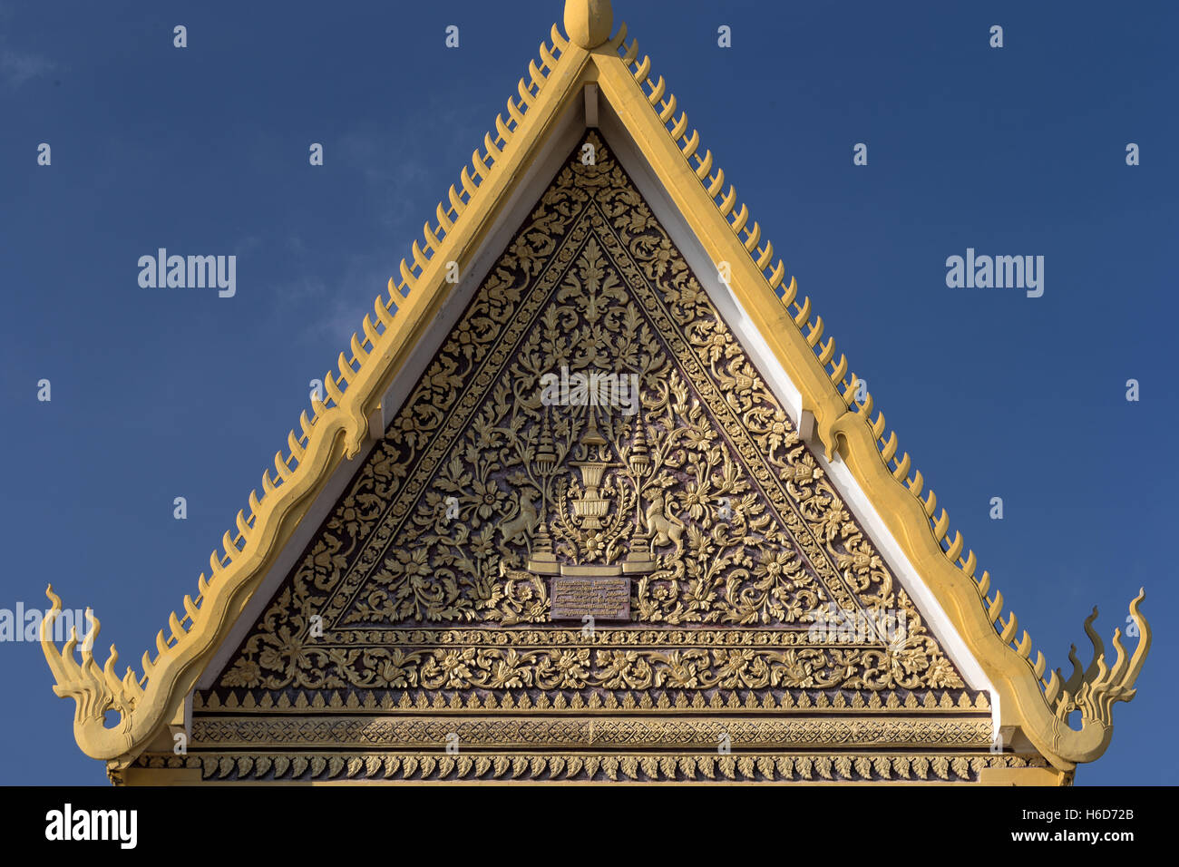 Preah Tineang Tevea Vinichhaya, Throne hall, Gable, The Royal Palace ...