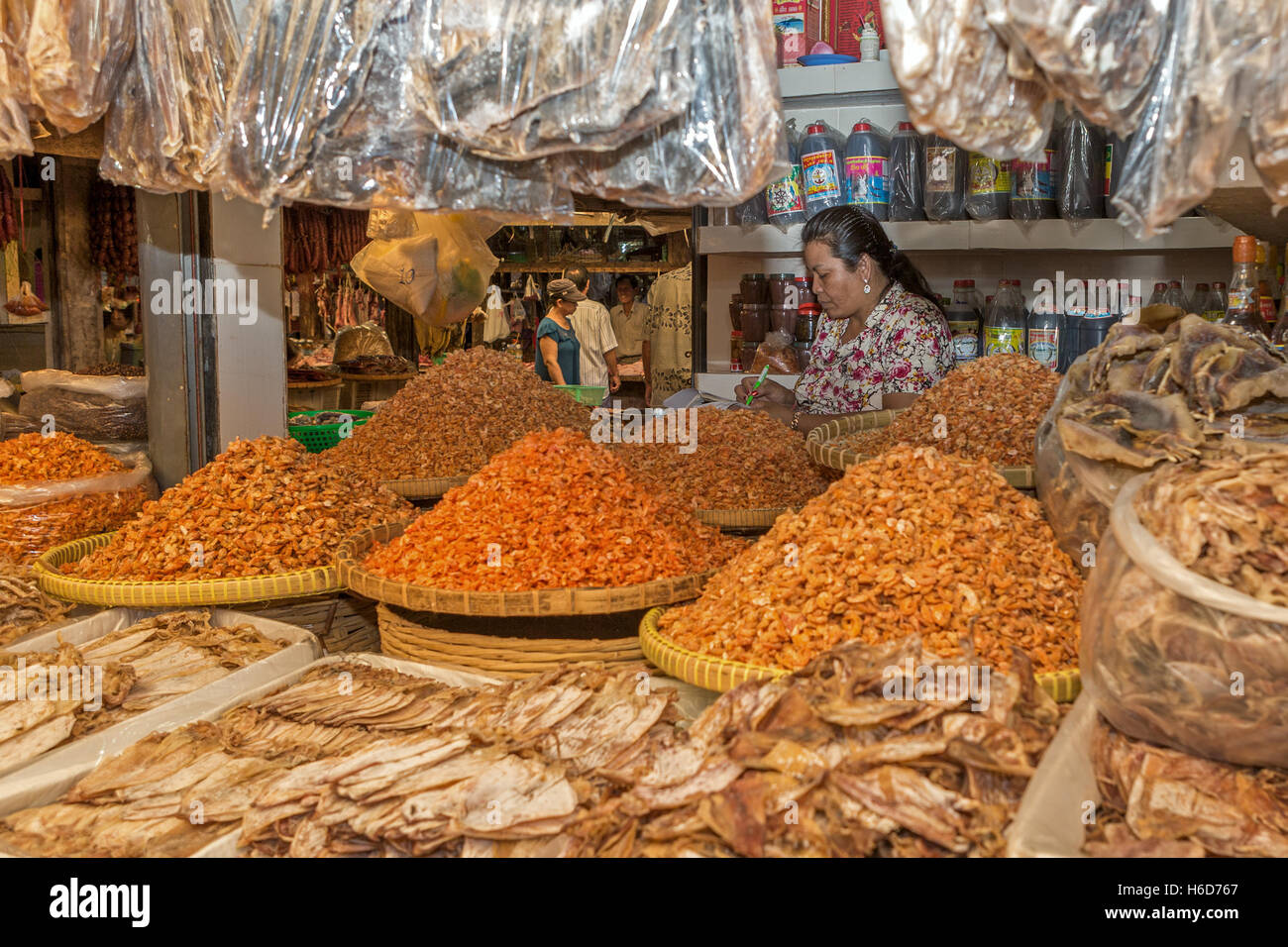 Kampot food market, Cambodia - dried sea food Stock Photo - Alamy