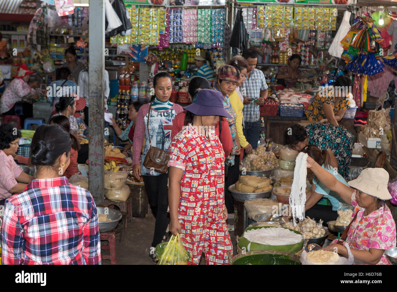 Fresh food market, Kampot, Cambodia Stock Photo - Alamy