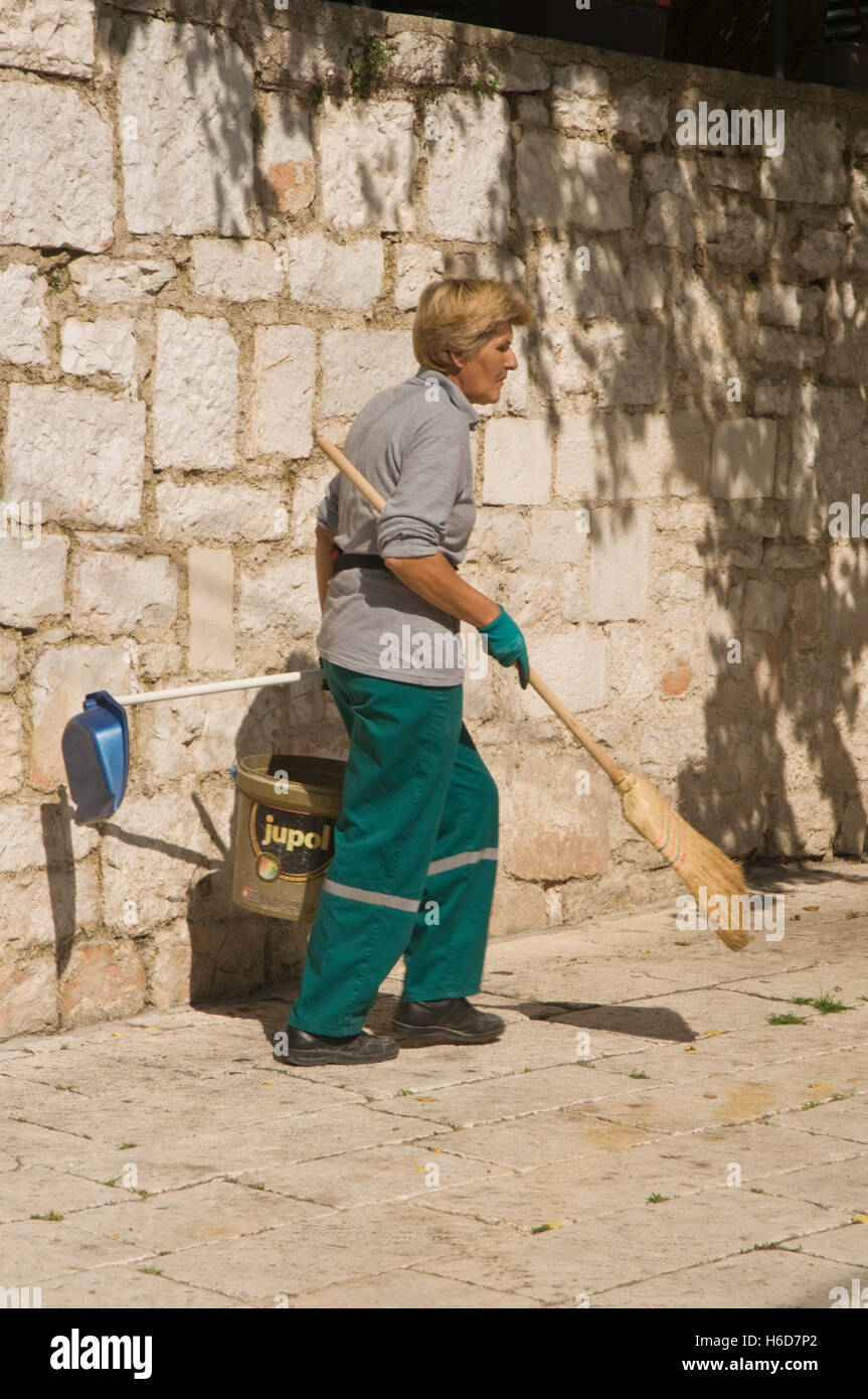EUROPE, Croatia, Sibenik (Šibenik), street cleaner at work in Ivan ...