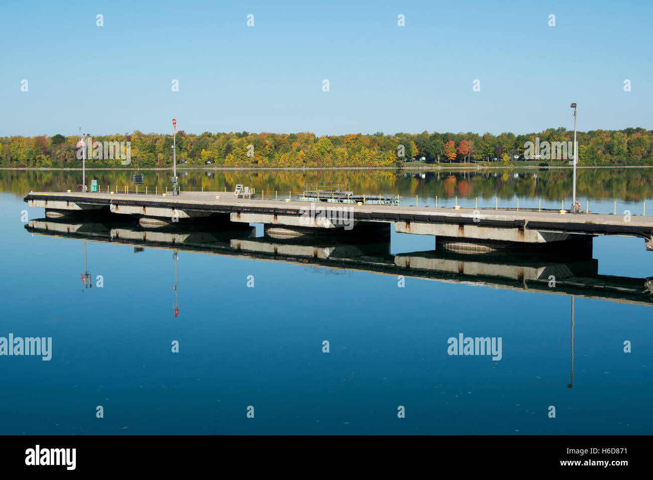 Eisenhower lock new york hi-res stock photography and images - Alamy