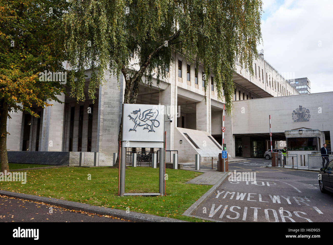 Cathays park 2 cp2 crown buildings welsh goverment office Cardiff Wales ...