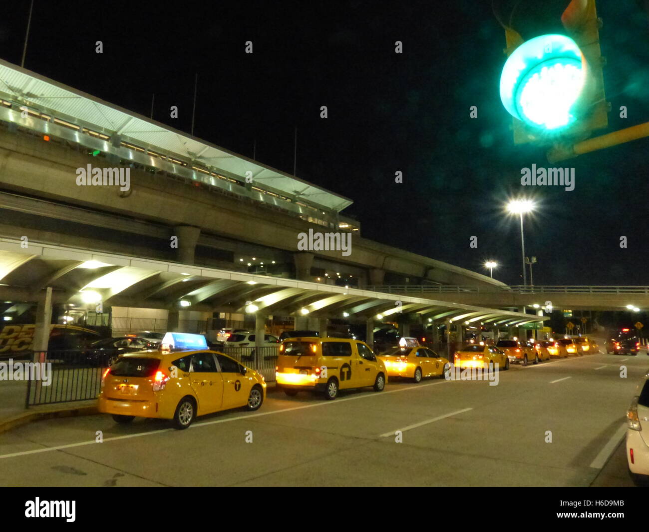 British airways terminal jfk hi-res stock photography and images - Alamy