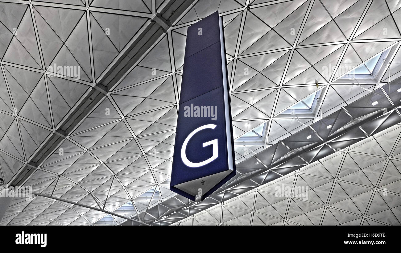 Office building ceiling hi-res stock photography and images - Alamy