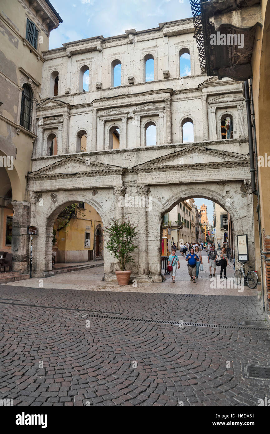 Italy porta borsari verona hi-res stock photography and images - Alamy