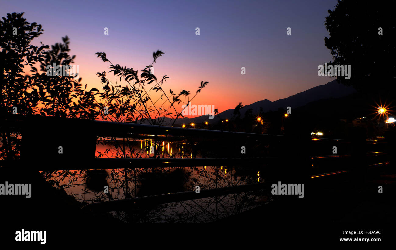 Gradient sunset hi-res stock photography and images - Alamy