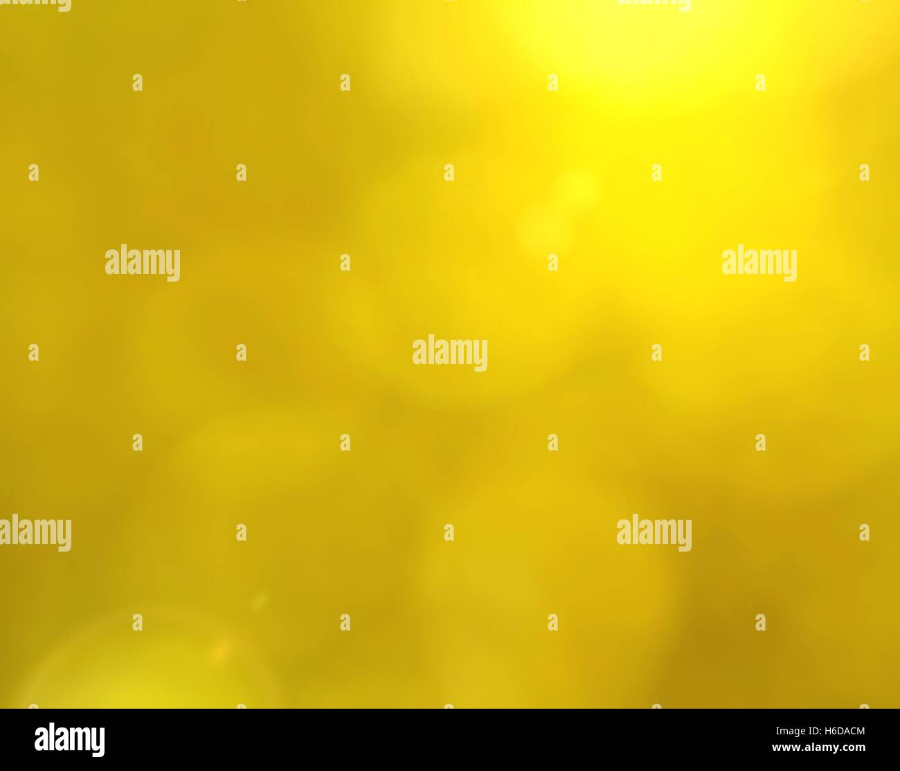 Yellow lens flare hi-res stock photography and images - Alamy