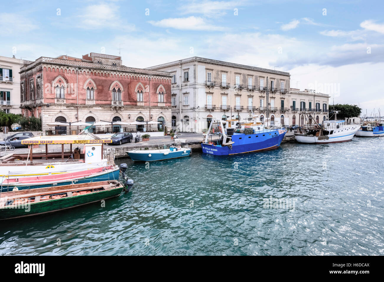 Ortigia hi-res stock photography and images - Alamy