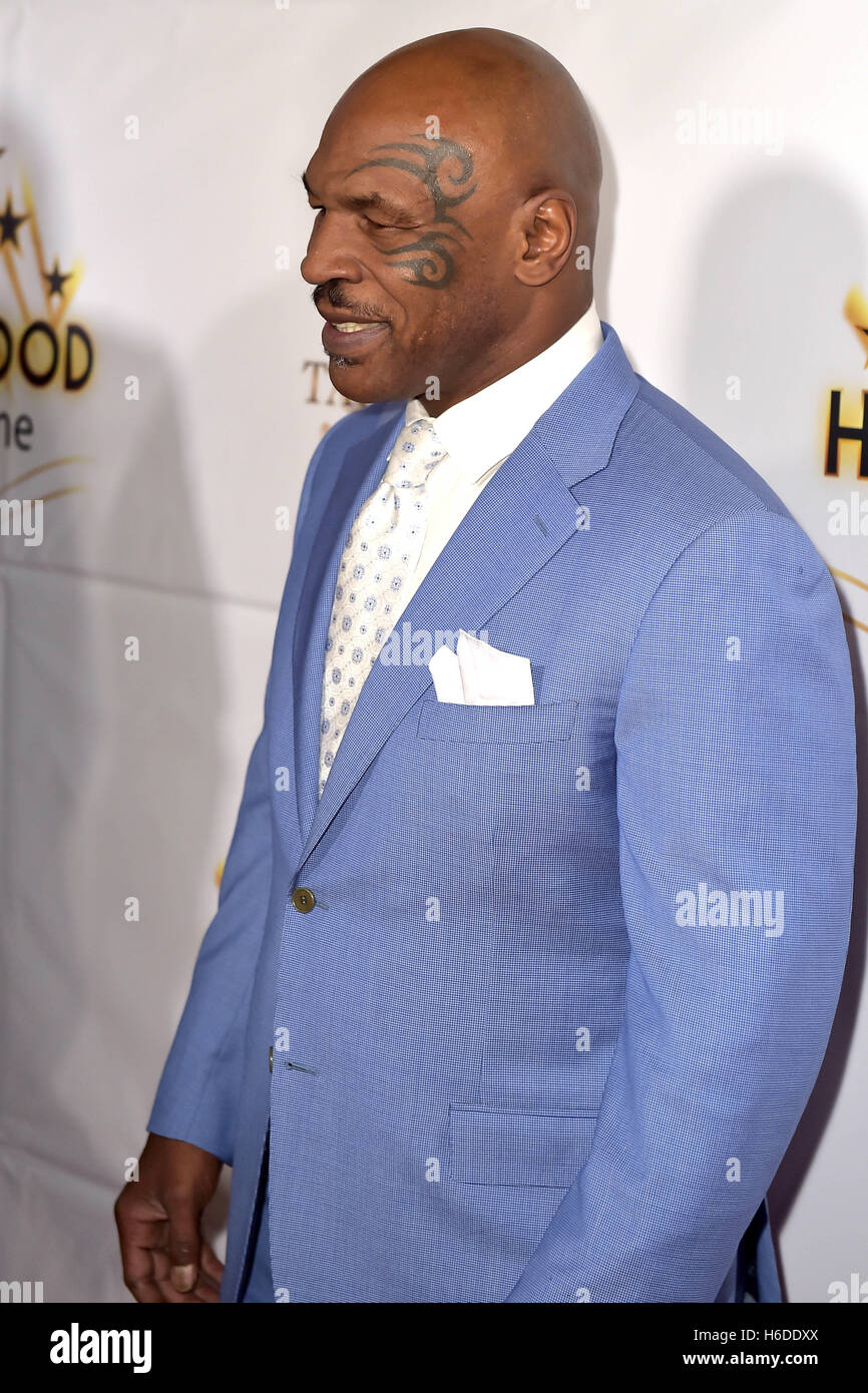 Los Angeles, USA. 25th Oct, 2016. Mike Tyson attends the 'Hollywood ...