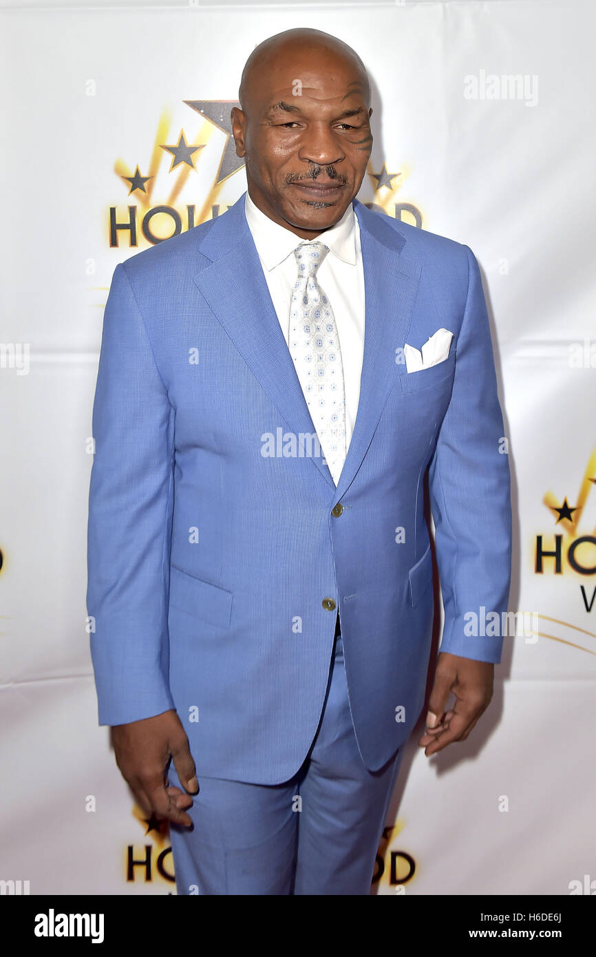 Los Angeles, USA. 25th Oct, 2016. Mike Tyson attends the 'Hollywood ...