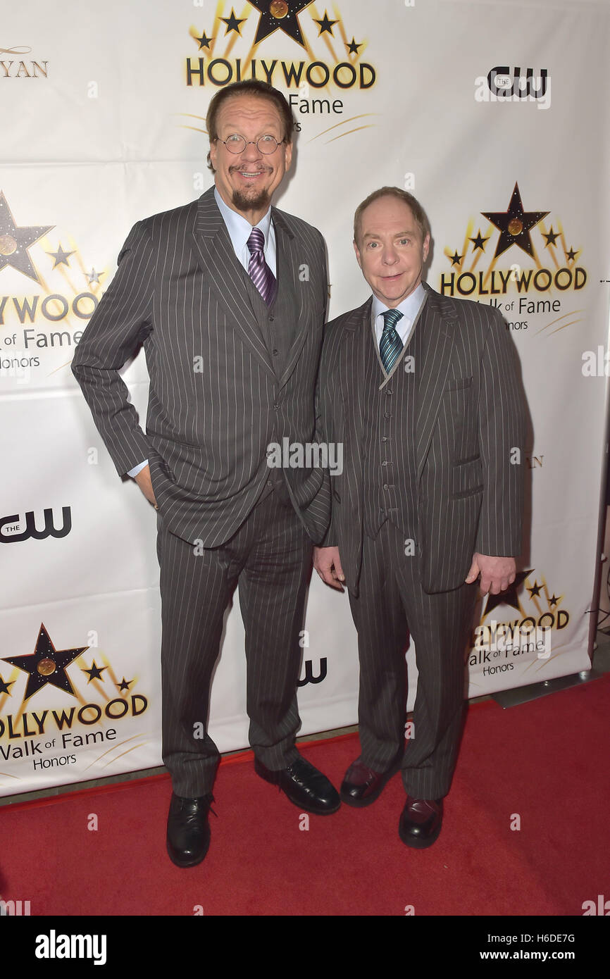 Los Angeles, USA. 25th Oct, 2016. Penn Jillette and Raymond Teller ...