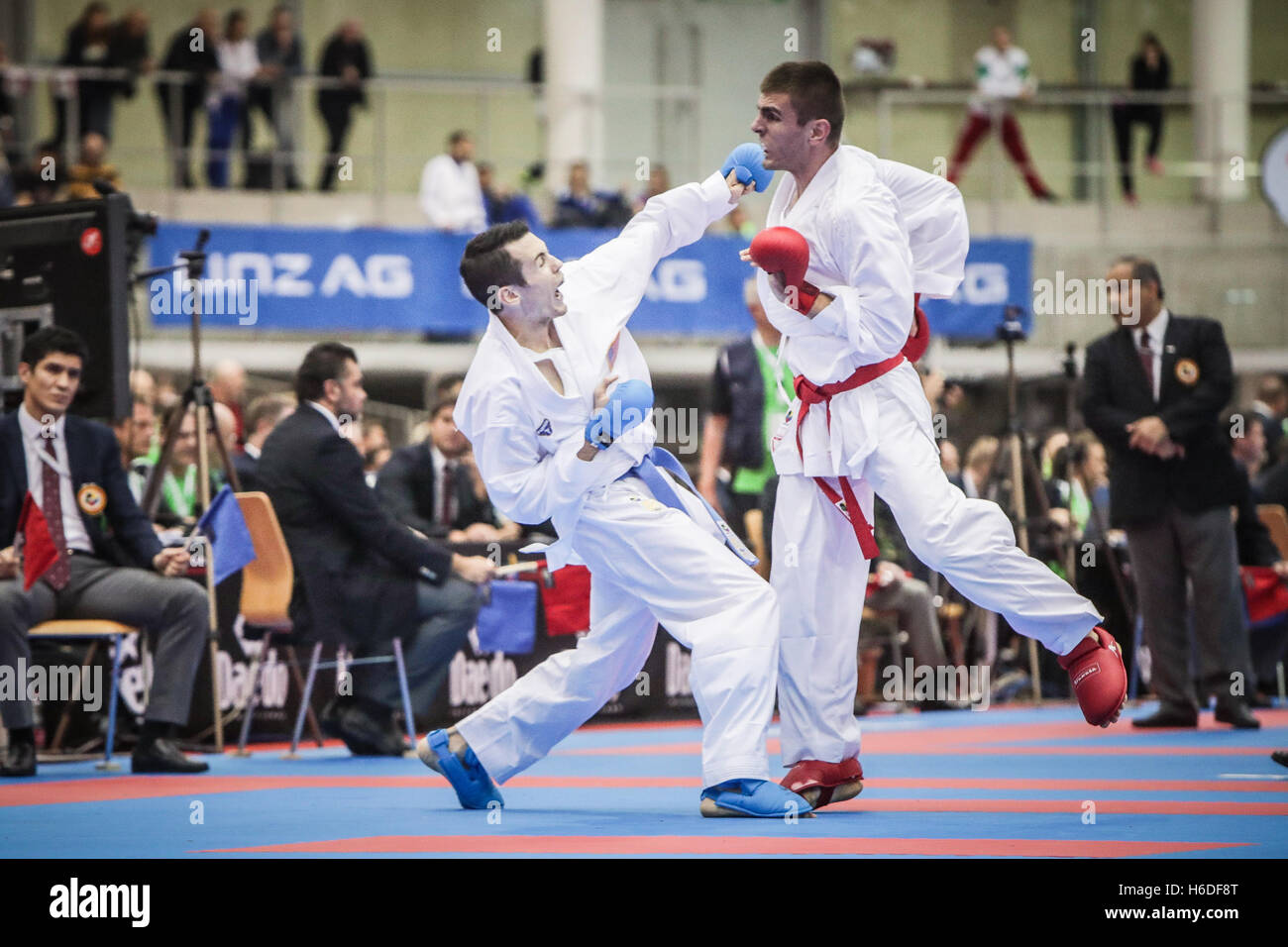 Linz, Austria. 26, October, 2016. Tom Scott (USA) Kata Male World ...