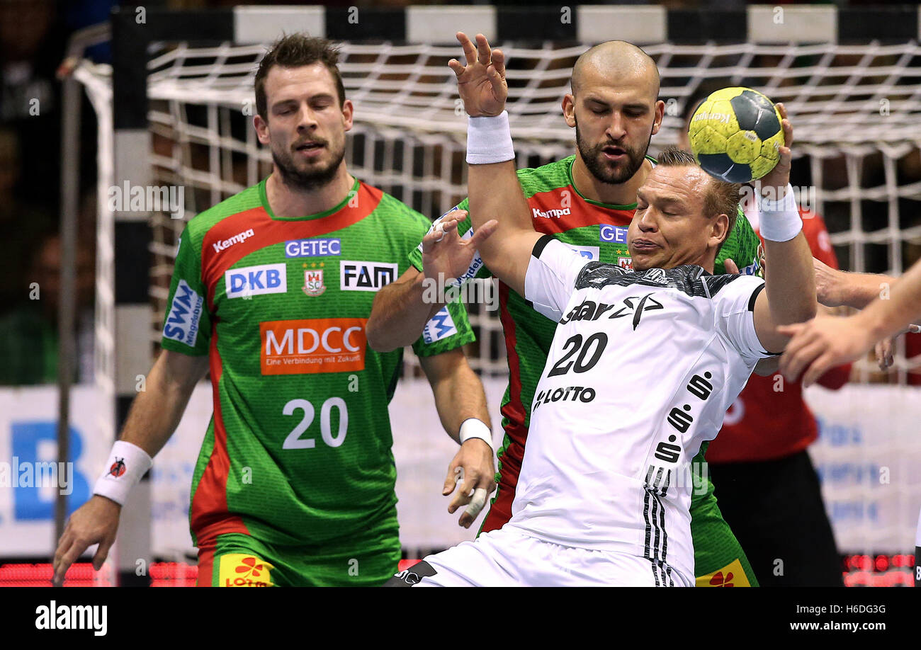 Knock out phase hi-res stock photography and images - Alamy