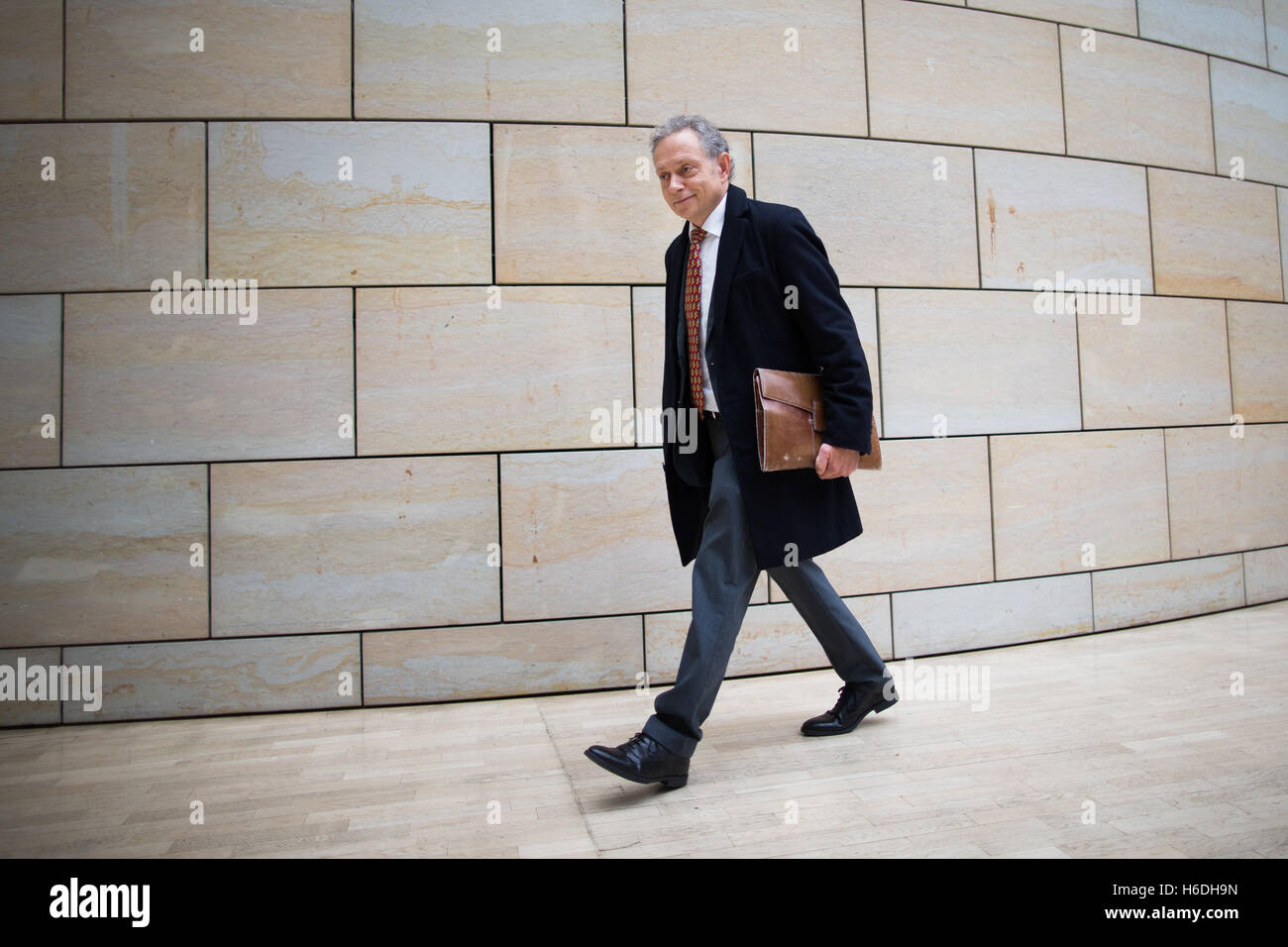 Police scientist hi-res stock photography and images - Alamy