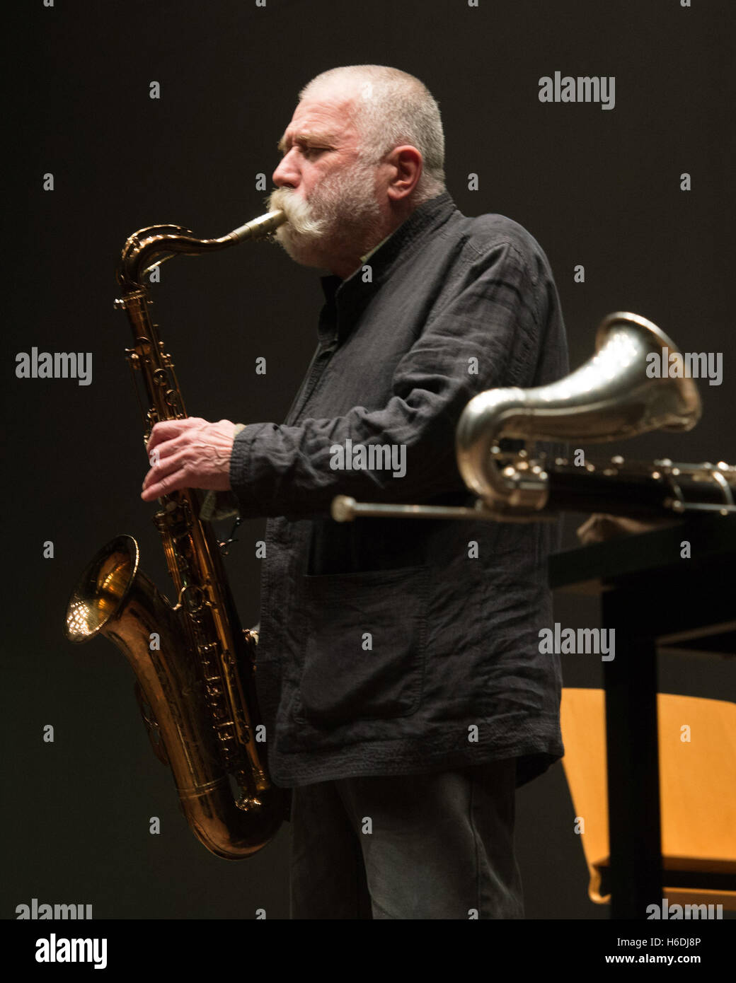 Szczecin, Poland. 28th Nov, 2015. German Jazz musician Peter Broetzmann ...