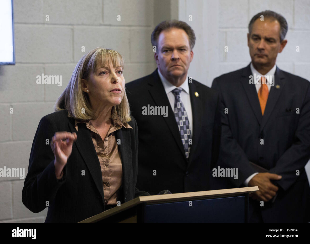 Ca oct 66 hi-res stock photography and images - Alamy