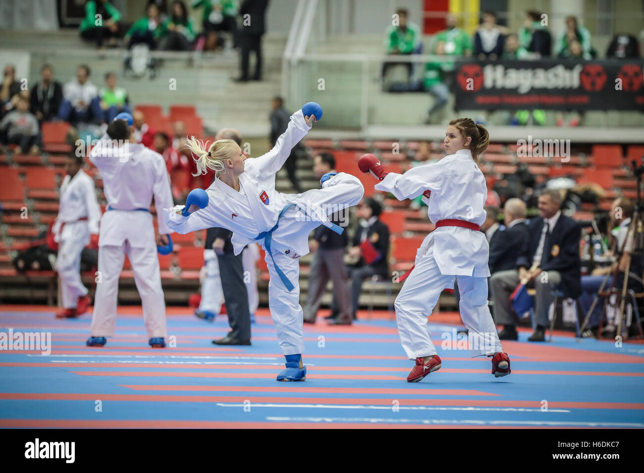 Kumite karate hi-res stock photography and images - Alamy