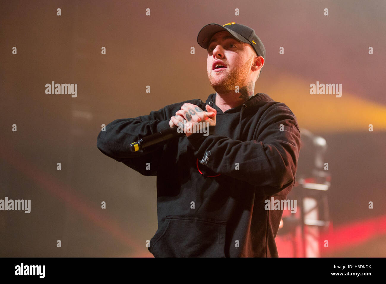 Madison, Wisconsin, USA. 26th Oct, 2016. Rapper MAC MILLER (MALCOLM ...