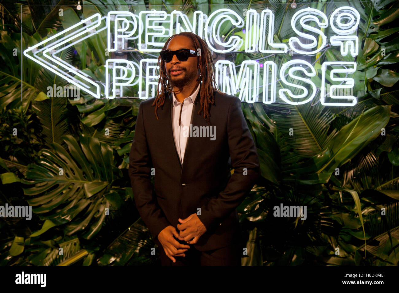 Lil jon pencils of promise hi-res stock photography and images - Alamy