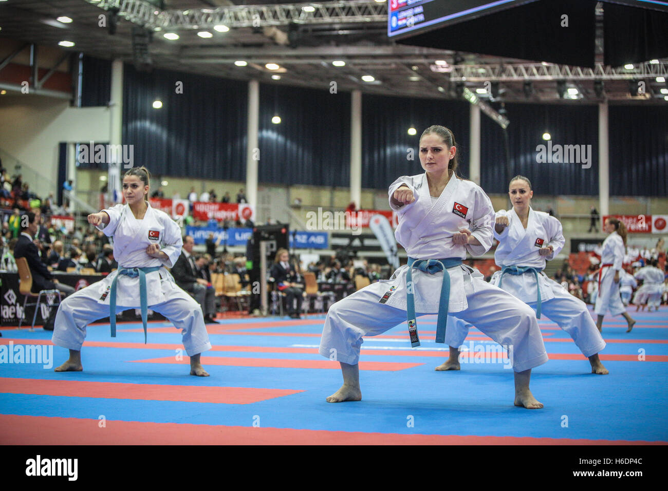 Kata team hi-res stock photography and images - Alamy