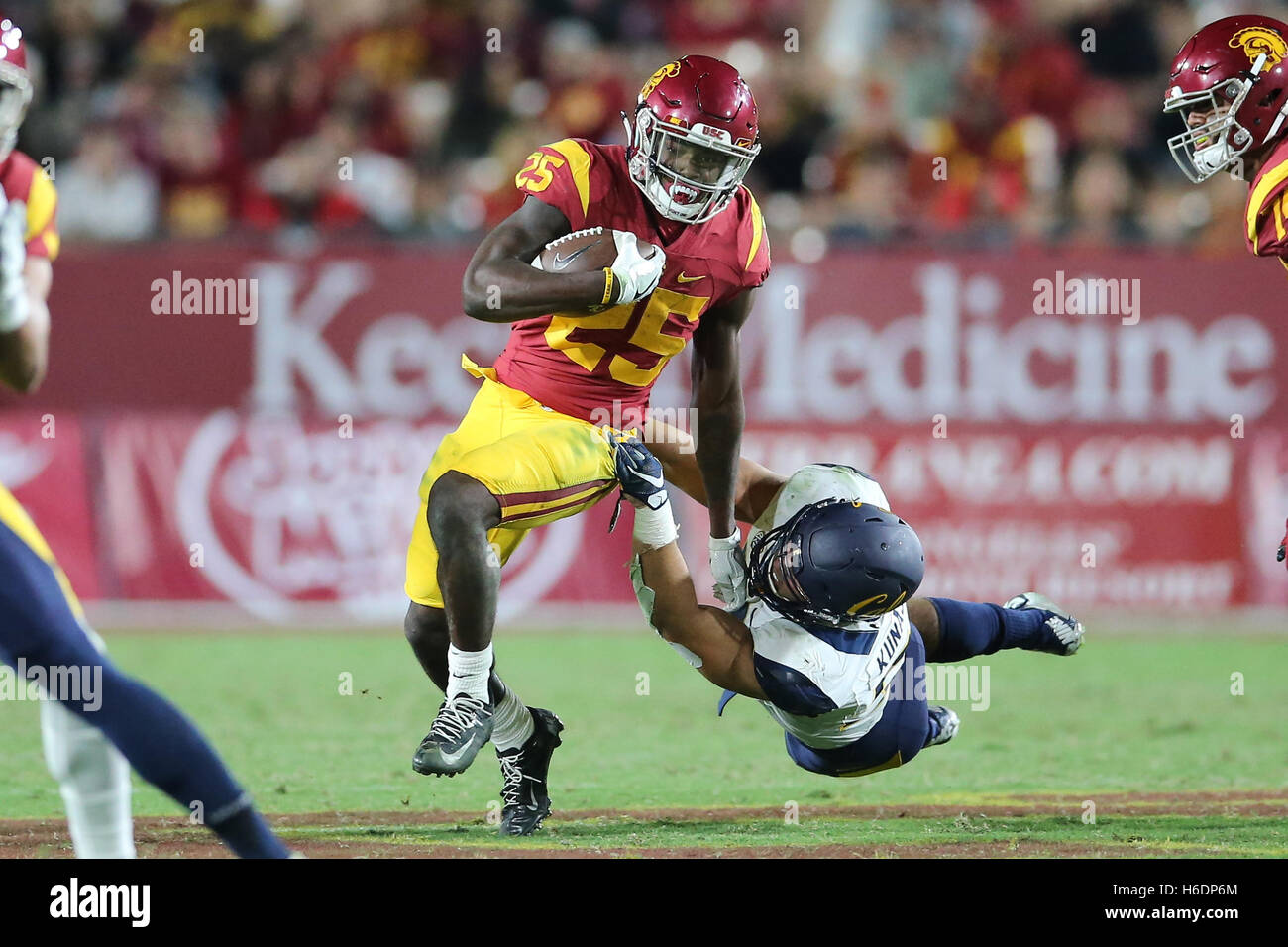 Los Angeles, CA, US, USA. 27th Oct, 2016. October 27, 2016: USC Trojans ...