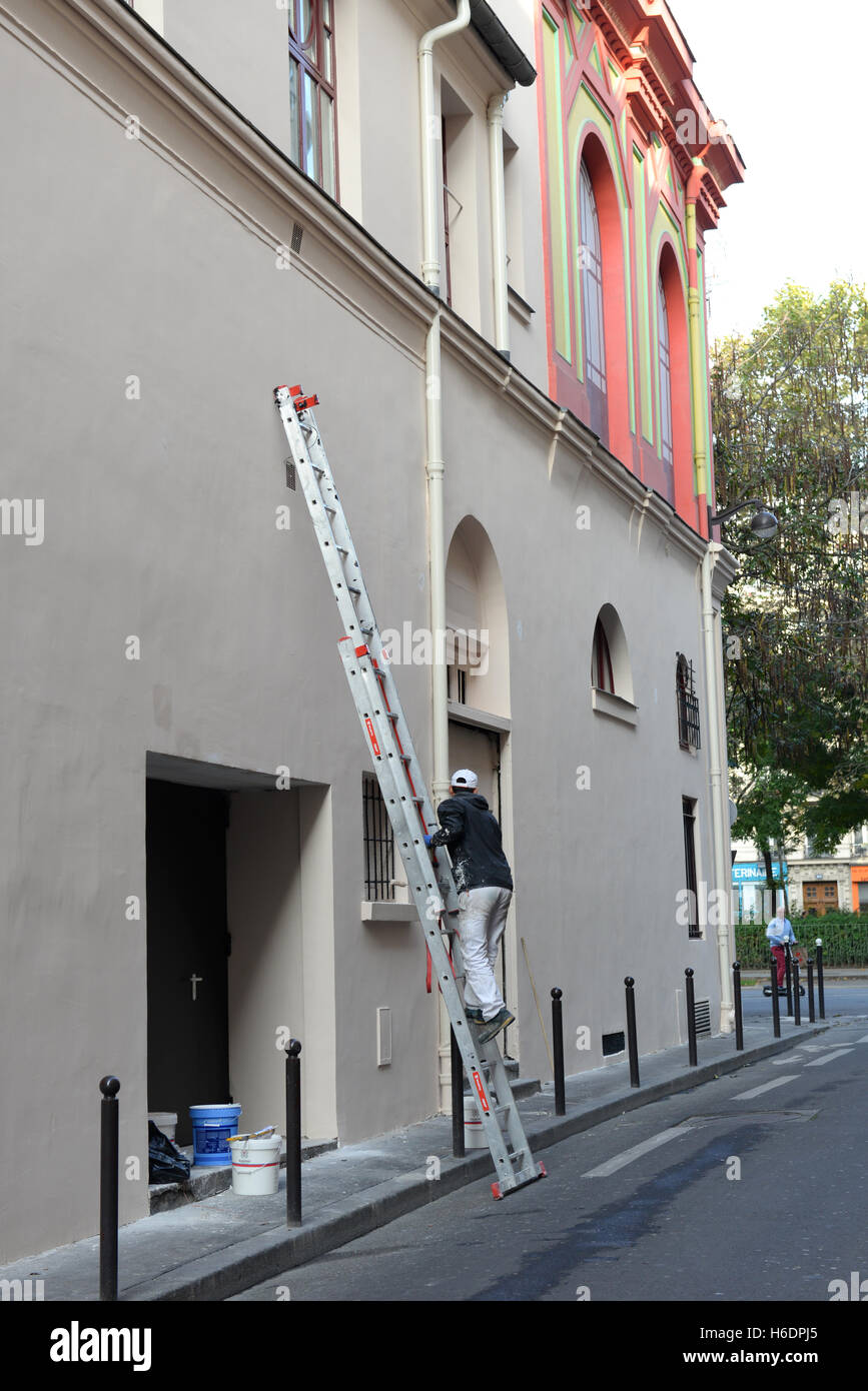 Paris, France. 27th Oct, 2016. The Bataclan theatre in Paris reveals ...