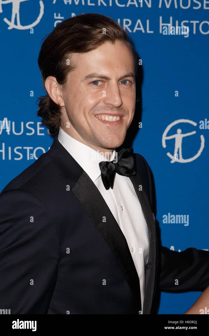 New York, NY, USA. 17th Nov, 2016. Alex Moffat at arrivals for American ...