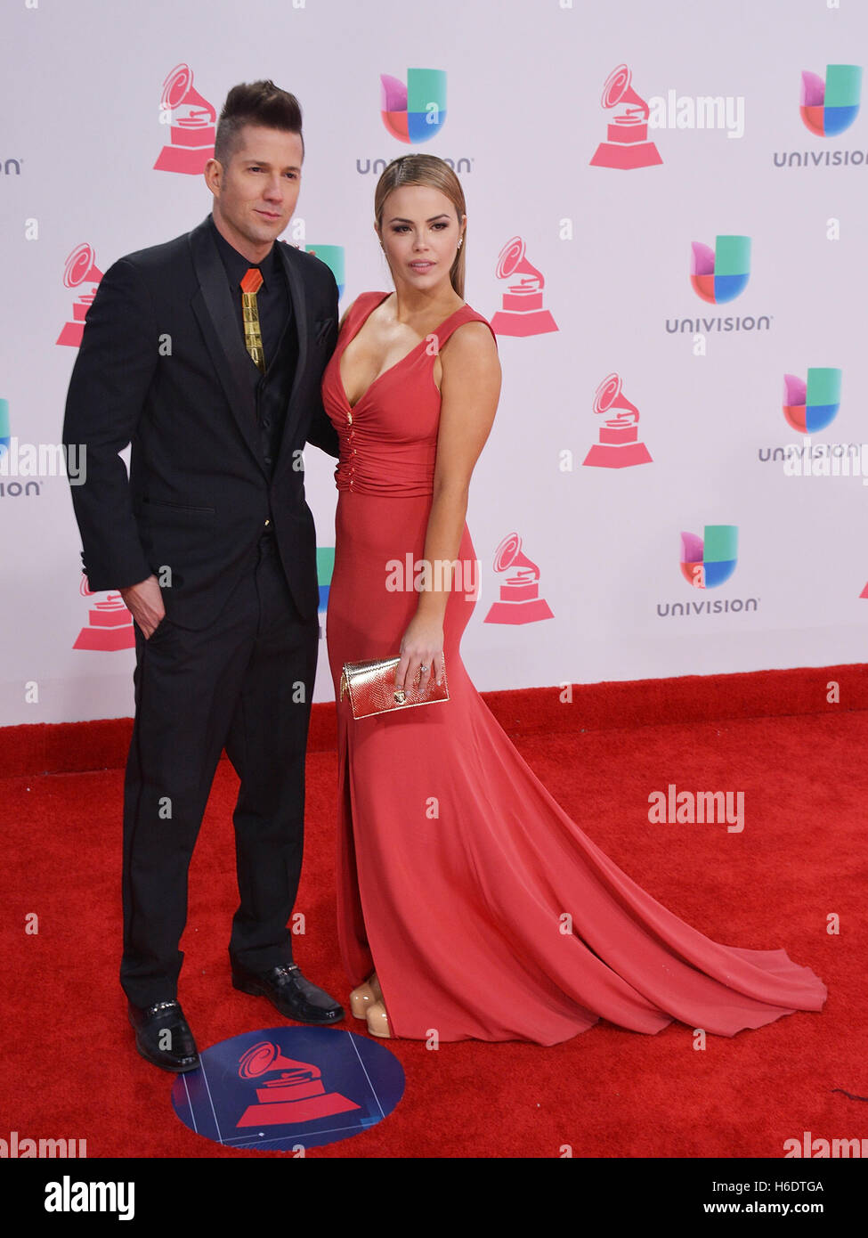 Las Vegas, Nevada, USA. 17th Nov, 2016. Georgina Palacios and Gabo ...