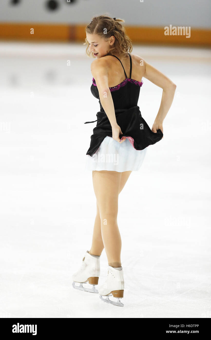 Paris, France. 12th Nov, 2016. Laurine Lecavelier (FRA) Figure Skating ...