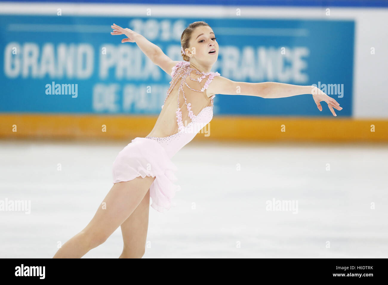 Paris, France. 12th Nov, 2016. Maria Sotskova (RUS) Figure Skating ...