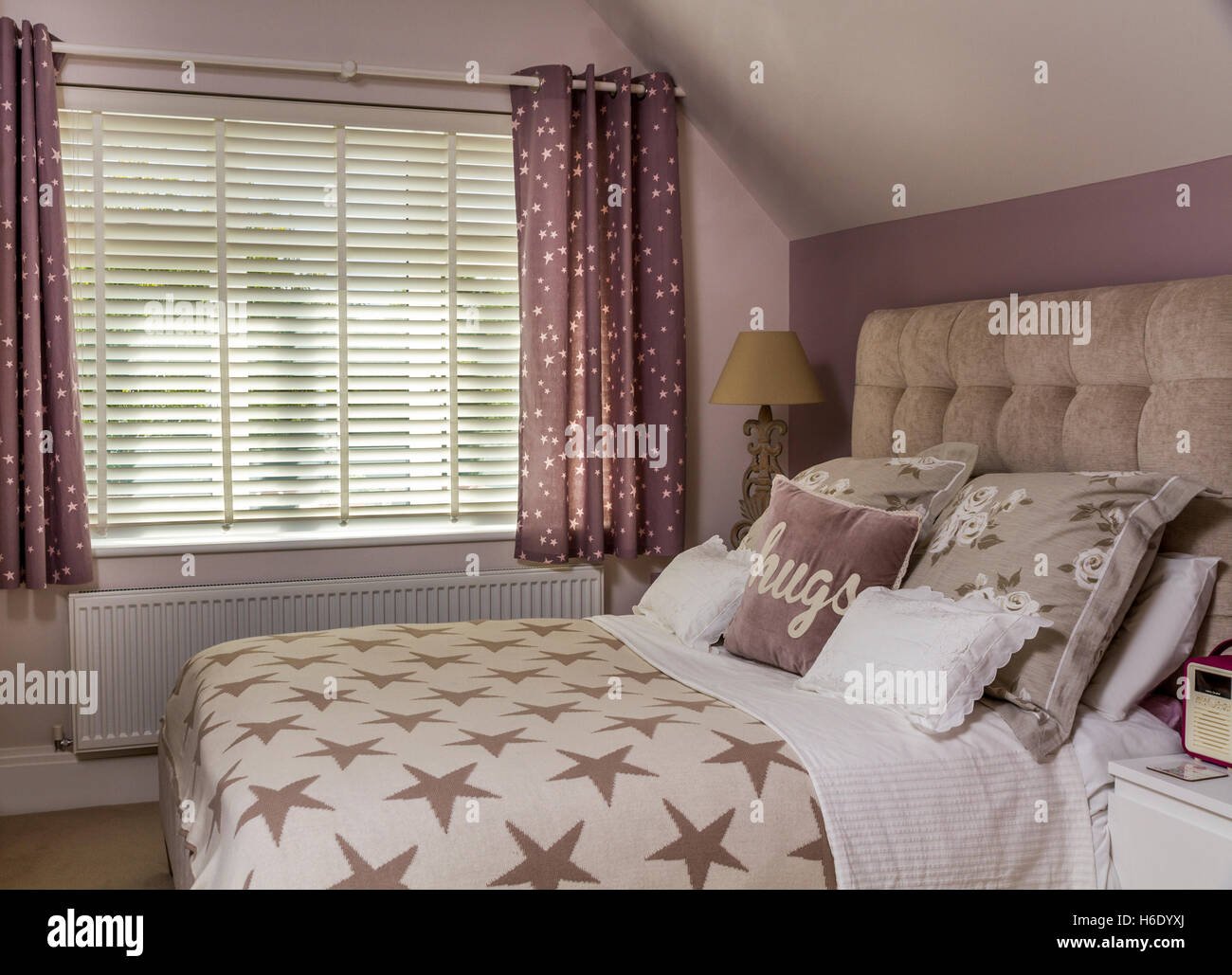 Dusky Pink Bedroom Stock Photo - Alamy