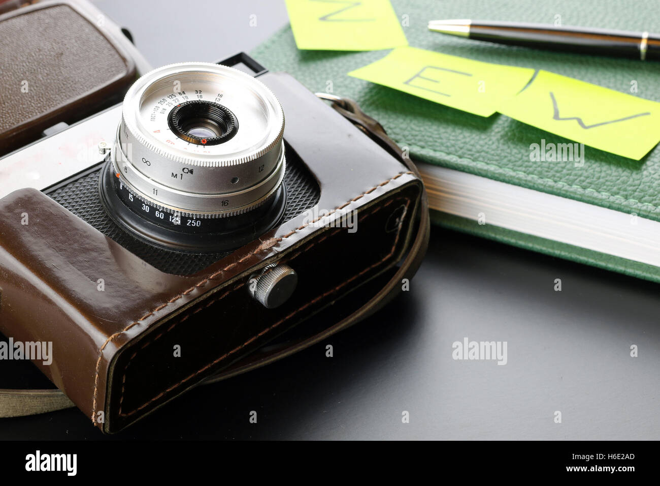 News camera journalism Stock Photo - Alamy