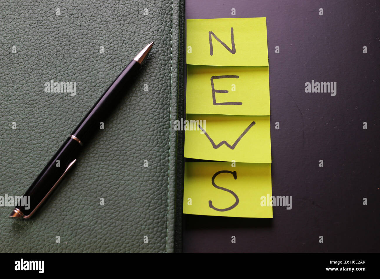 News camera journalism Stock Photo - Alamy