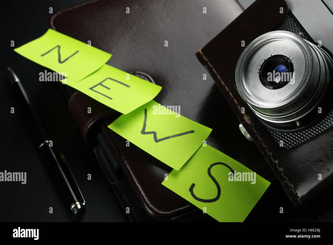 News camera journalism Stock Photo - Alamy