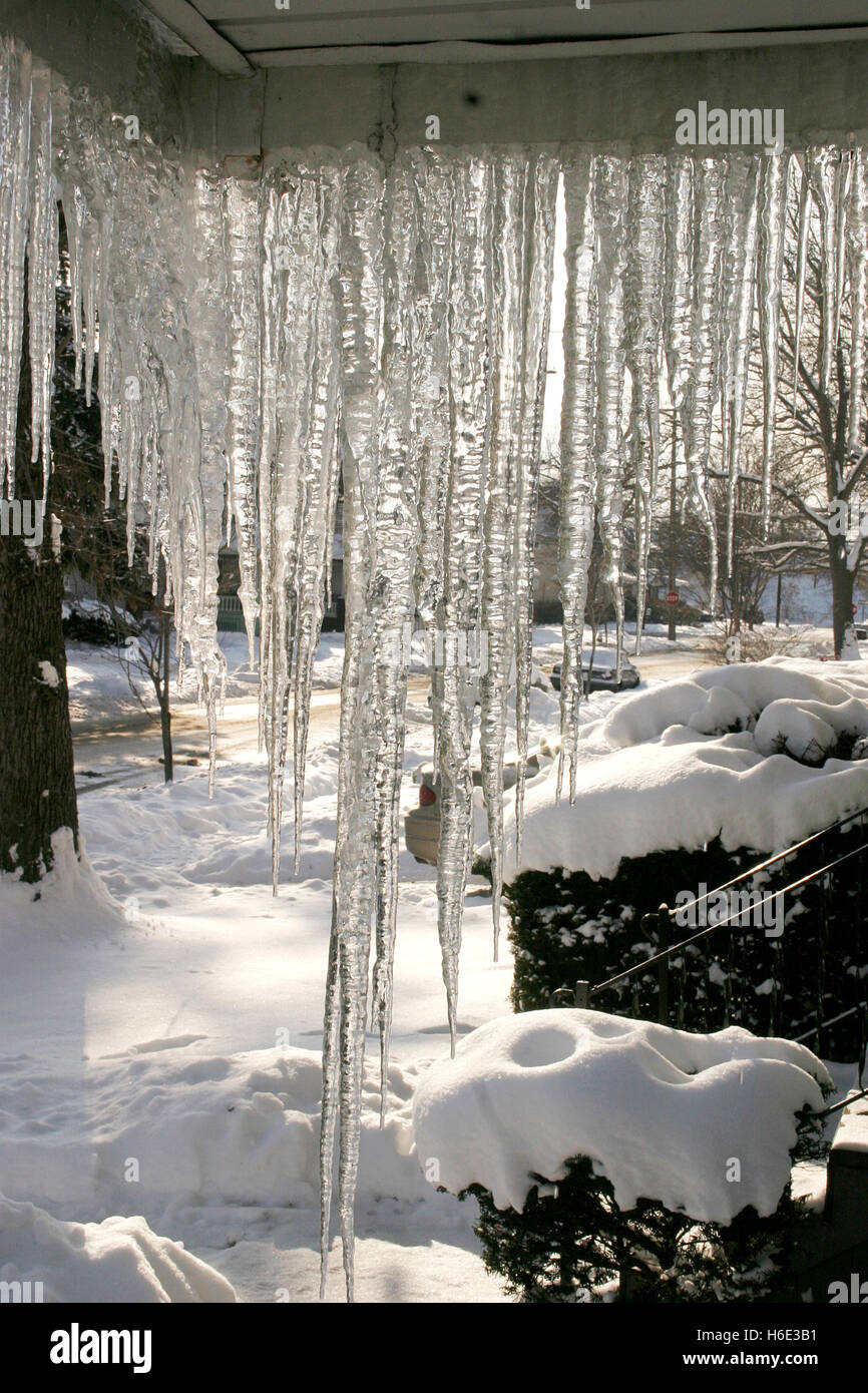 Dripping icicles melting icicle hanging hi-res stock photography and ...