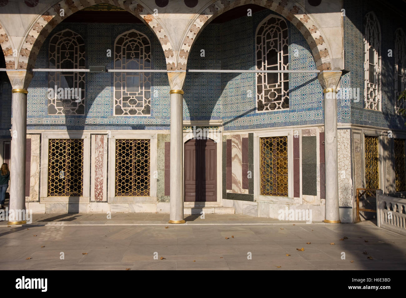 inside topkapi palace in istanbul turckey Stock Photo - Alamy