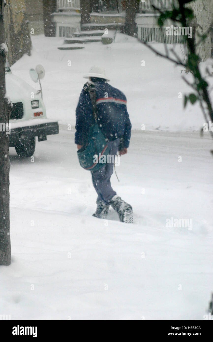 Delivery storm hi-res stock photography and images - Alamy