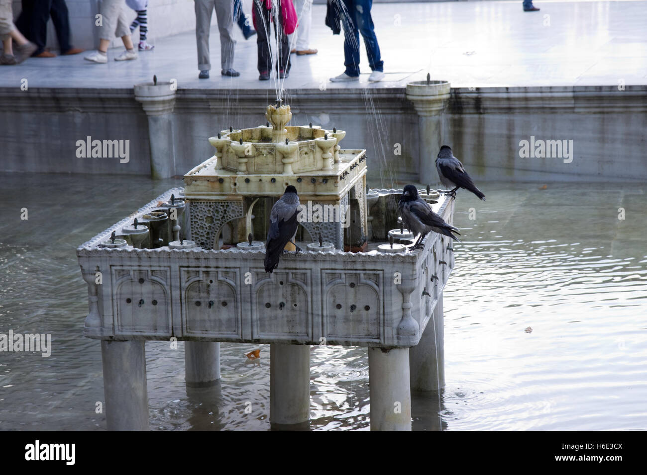 inside topkapi palace in istanbul turckey Stock Photo - Alamy