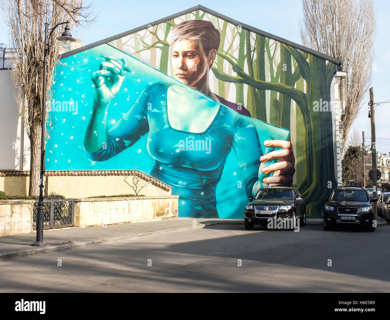Graffiti street art in bucharest hi-res stock photography and images ...