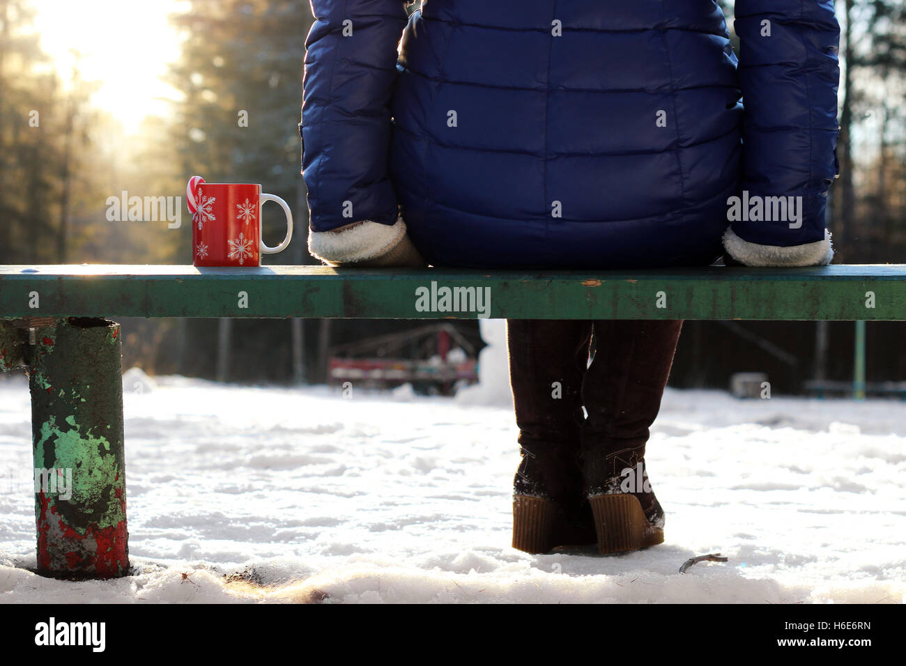 bench cup Christmas winter Stock Photo - Alamy