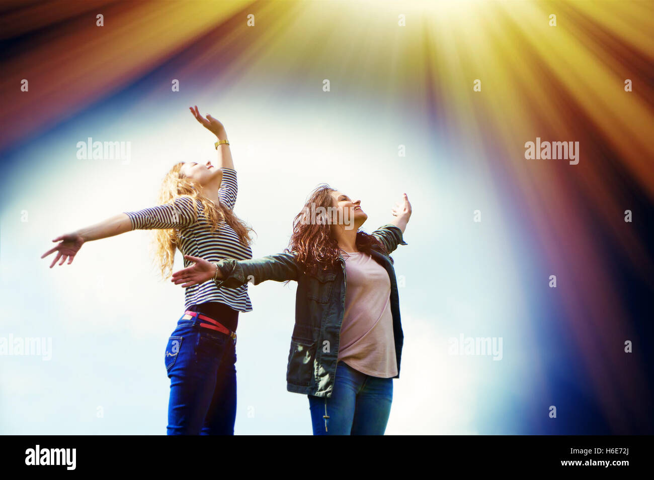 Cheer girls hi-res stock photography and images - Alamy