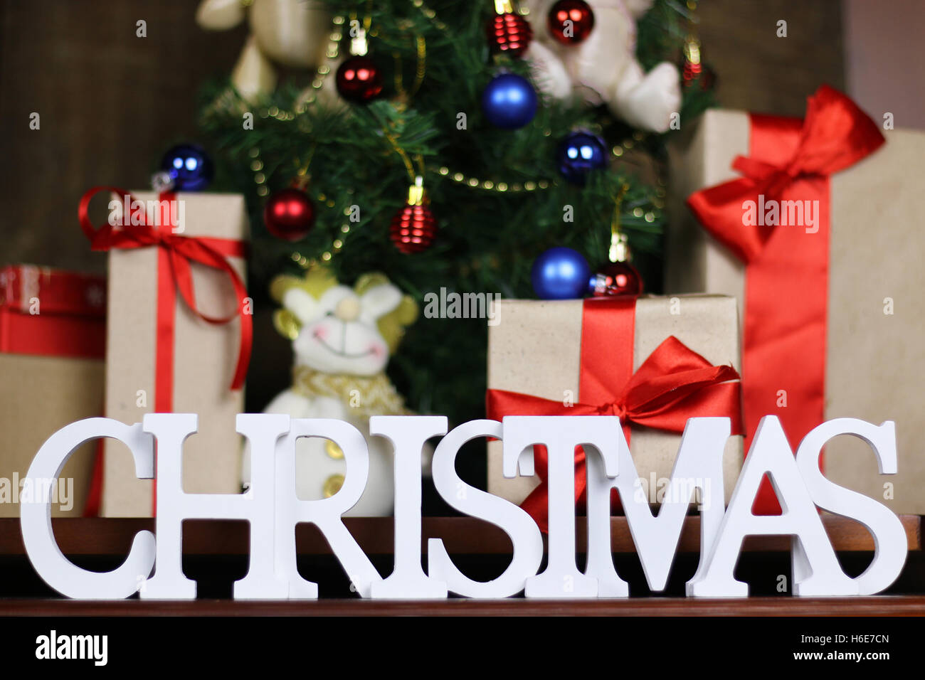 presents under the tree Christmas Stock Photo - Alamy